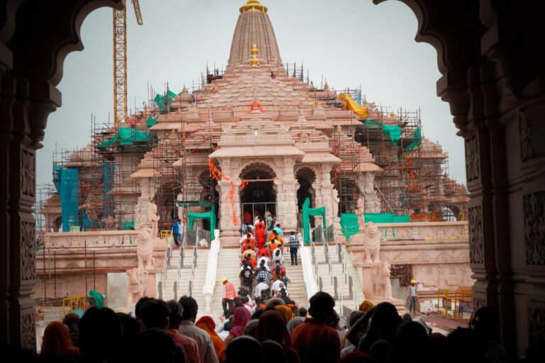 Ayodhya Ram Mandir Timing: Darshan, Aarti & Visitor Tips